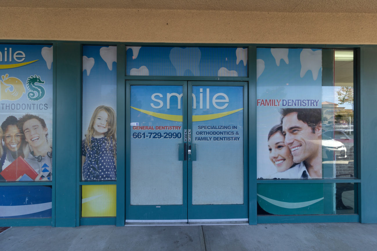 Does Insurance Cover Dental Implants? | Smile Dental Group